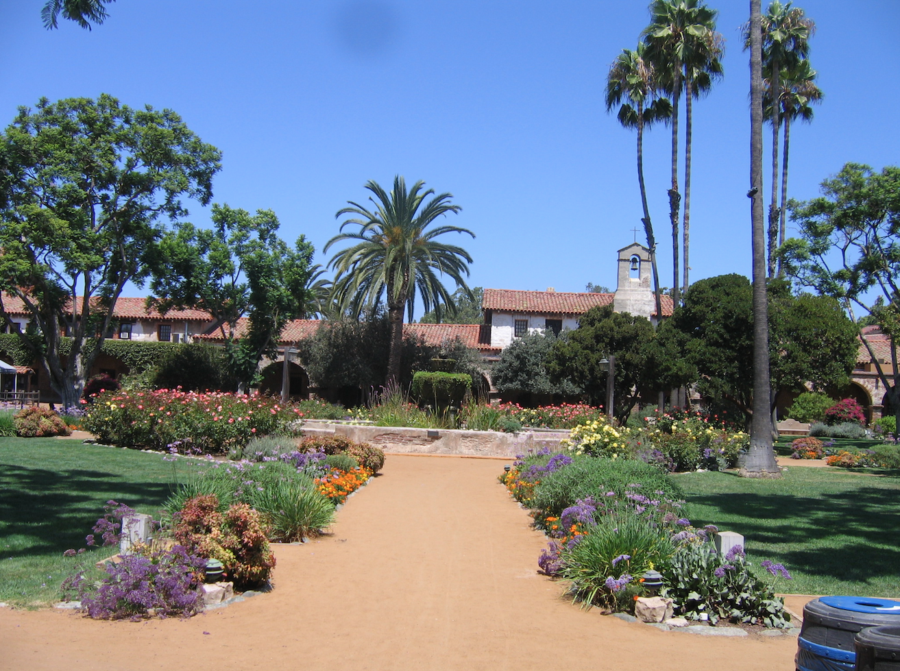 Arizona Springtime: Proactive Landscape Planning - Blue Marble Landscape